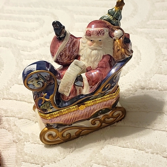 Avon | Accents | Vintage Avon Box | Poshmark